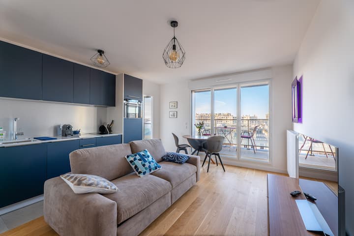 Appartement De Standing Avec Terrasse - Paris