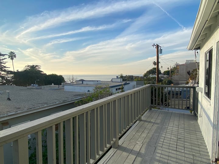Ocean View Studio Steps To Beach - Laguna Beach, CA