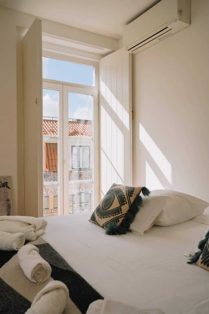 1 Bedroom Apartment In City Center - Lisbonne