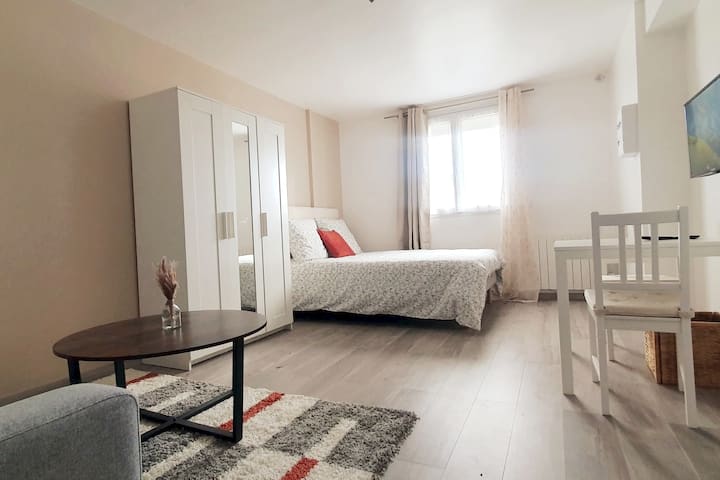 Studio Grand Confort - Houilles
