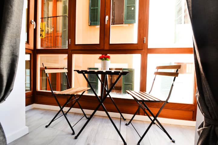 Enjoy A Perfect Stay In Palma's Old Town - Palma di Maiorca
