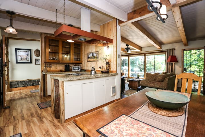 Forest Oasis  5 Min To Autzen Stadium - Springfield, OR