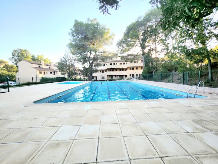Appartement Proche Mer Avec Petit Jardin - Fréjus