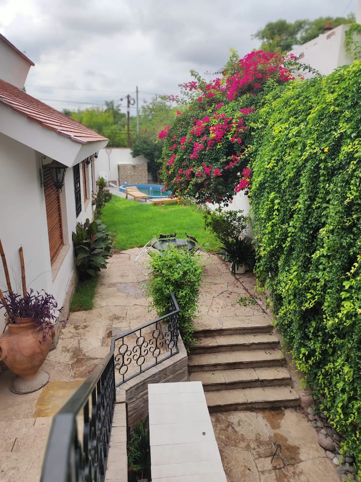 Gran Casa, Zona Residencial - Mendoza
