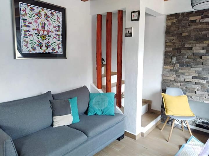 Casa A Unos Minutos Del Aterrizaje De Parapentes - Valle de Bravo