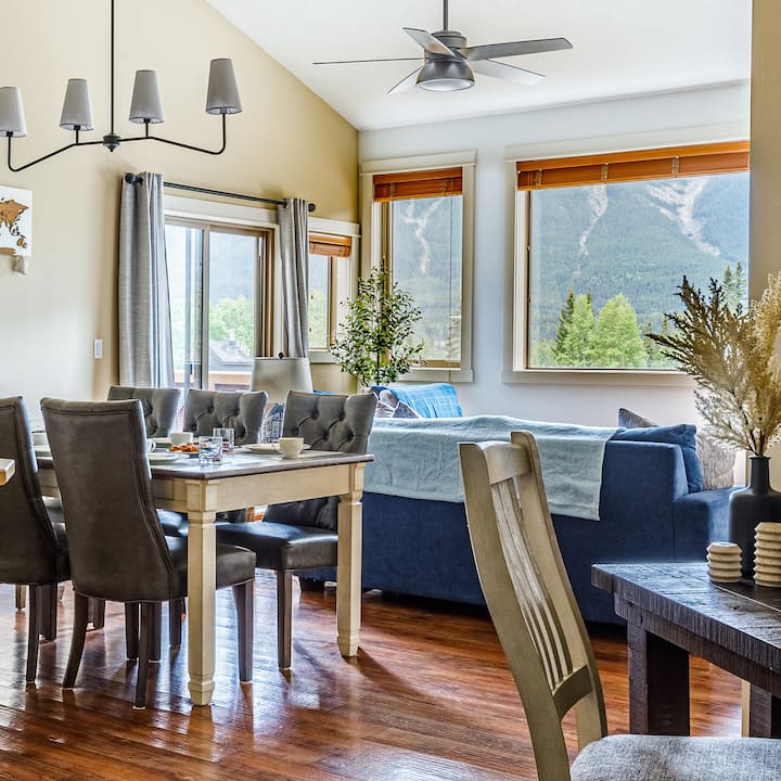 "Rundle Vista" At Canmore Crossing - Canmore