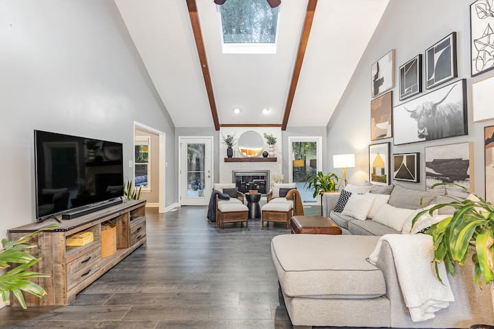 Family Nature Retreat W/ Backyard - Near Airport - Raleigh, NC