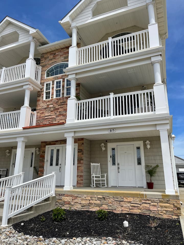 Beach Block Vacation Home! - North Wildwood, NJ