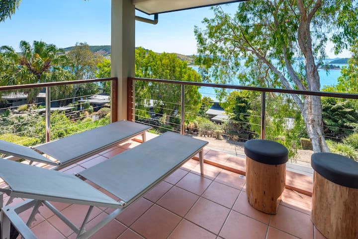 Compass Point 6 By Hiha - Whitsundays