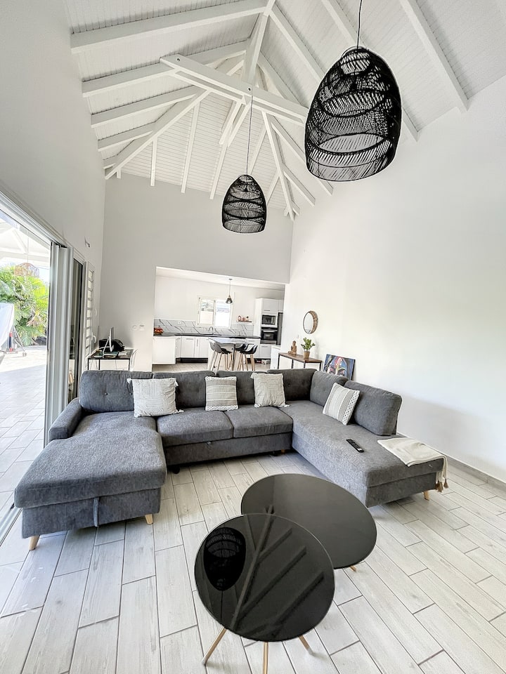 "La Villa Rosa" Au Coeur  De La Martinique - Fort-de-France