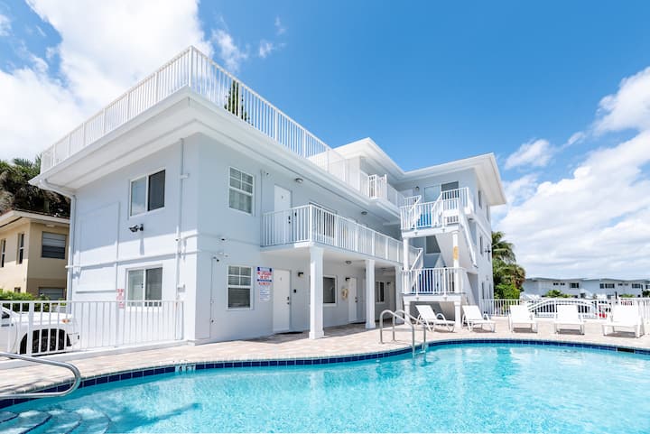 Bayshore Breeze Free Parking! #5 - Fort Lauderdale