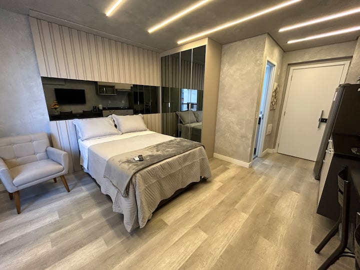 Studio Novo/aconchegante Na Frei - São Paulo