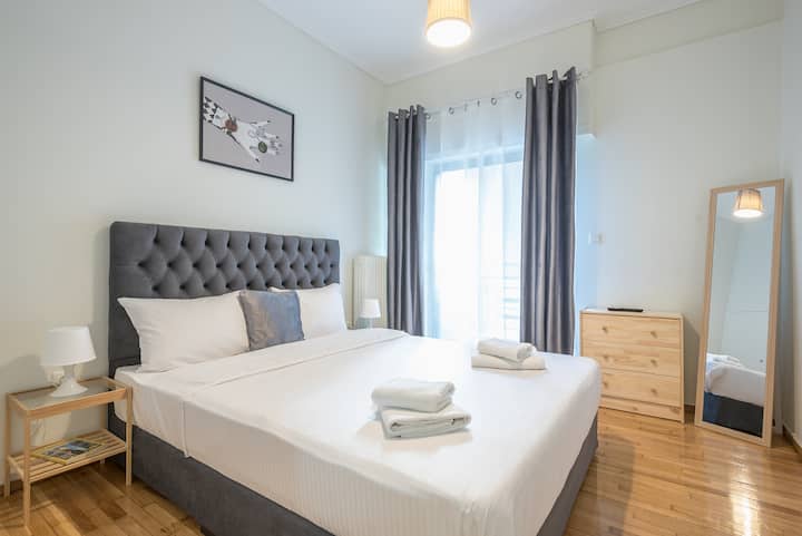 Athens Apartment 5-min To Metaxourgeio Metro - Atenas
