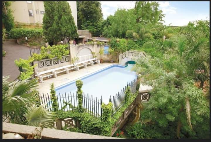 Amazing True Castle In Melbourne - St Kilda