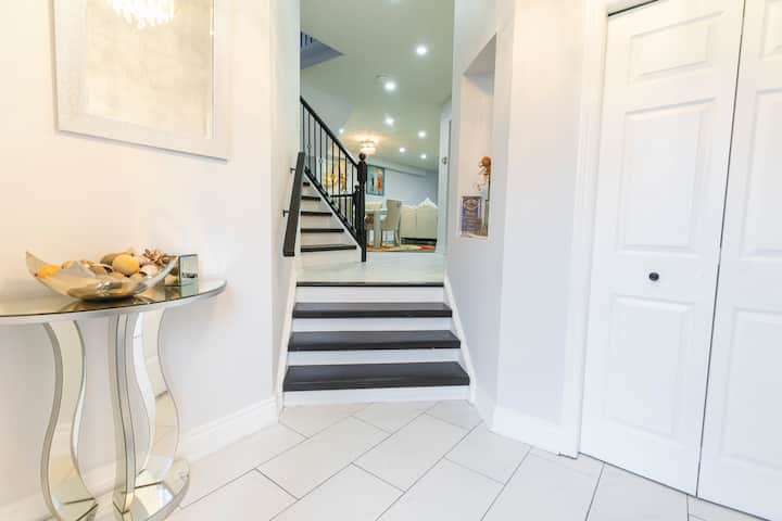 An Ideal Home Away From Home - London