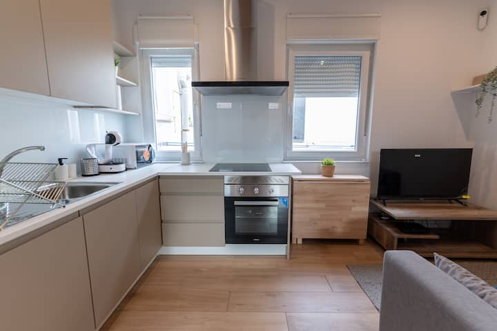 Auntentico Apt Centro De Madrid - Madrid