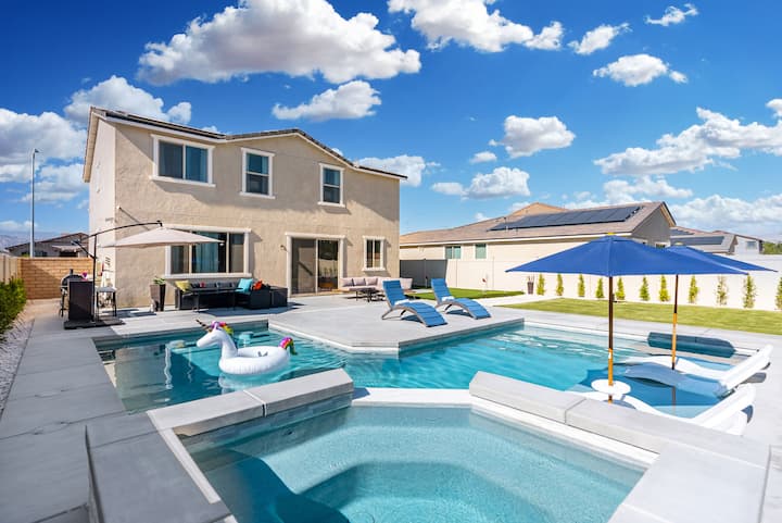 Coachella Dream House Saltwater Pool/spa Mini Golf - Coachella, CA