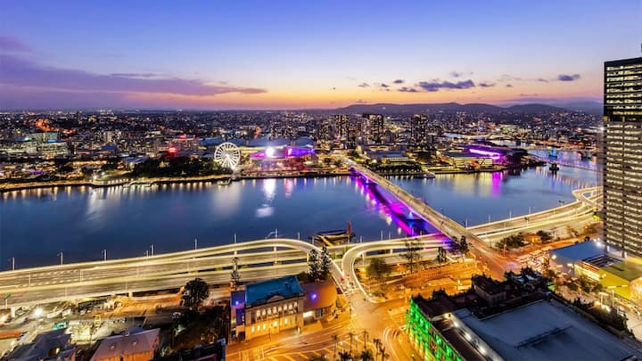 Location! Brisbane City Centre! Whole Apartment! - Brisbane