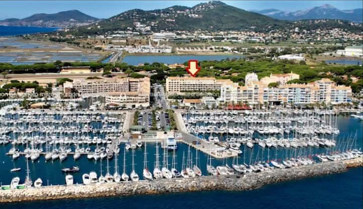 «Le Jeannot» Studio Au Port Avec Clim Et Terrasse - Hyères