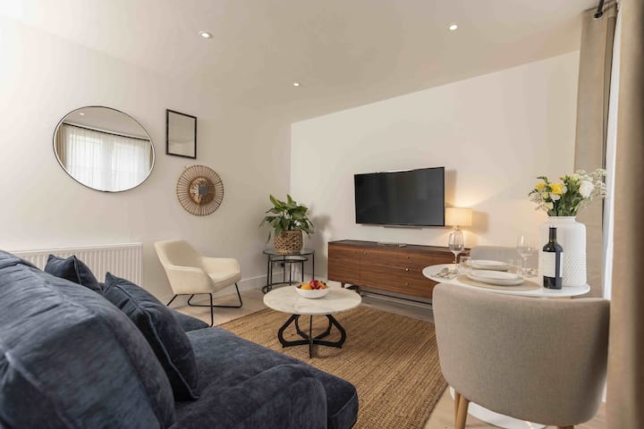 18 Tivoli Mews - By Luxury Apartments - Cheltenham