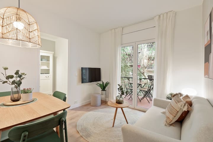 Paula Space Terrace - Badalona