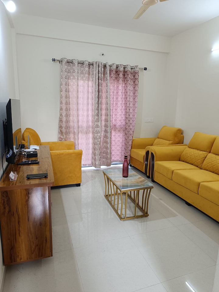 2bhk Ac Service Apartment 102 - Pune