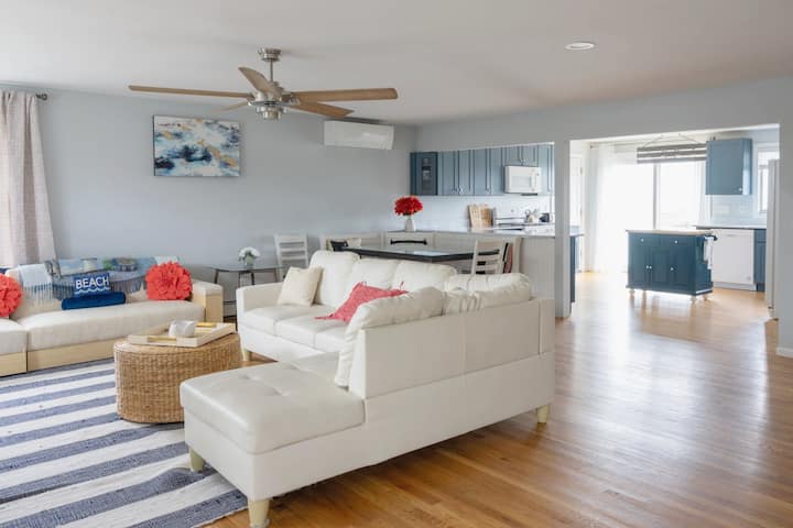 Electric Summer - Newport, RI