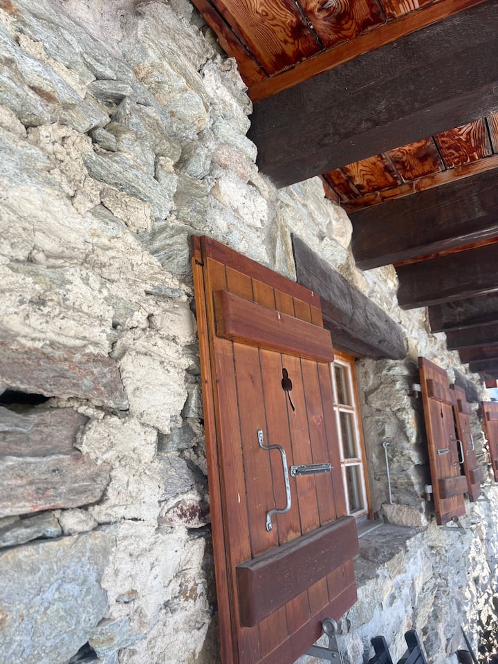 Splendide Châlet Dans Un Hameau - Sierre