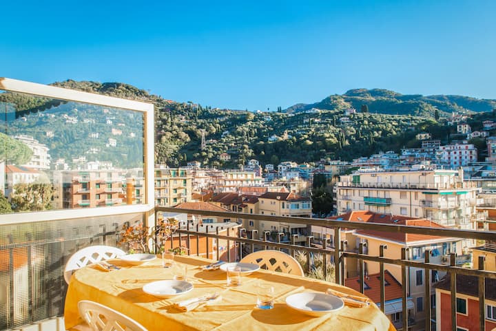 [Mari E Monti] Downtown Apartment - Rapallo