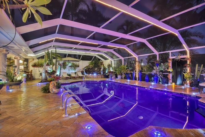 Tropical Jungalow - Pool, Canal, Waterfall Fun! - Cape Coral, FL