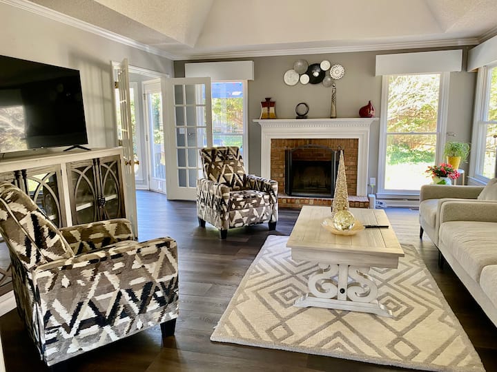 Sweet Vacation Home - Jones Lake, Dallas