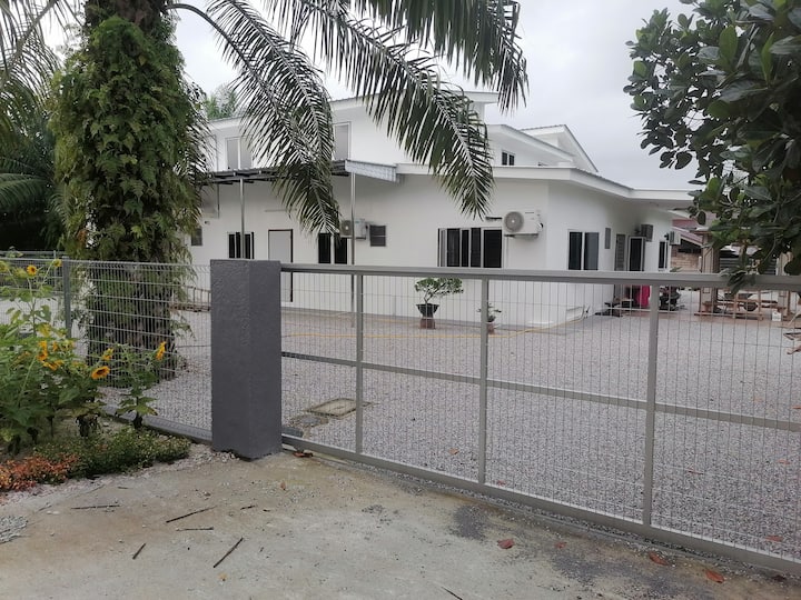 308 Homestay - Teluk Intan