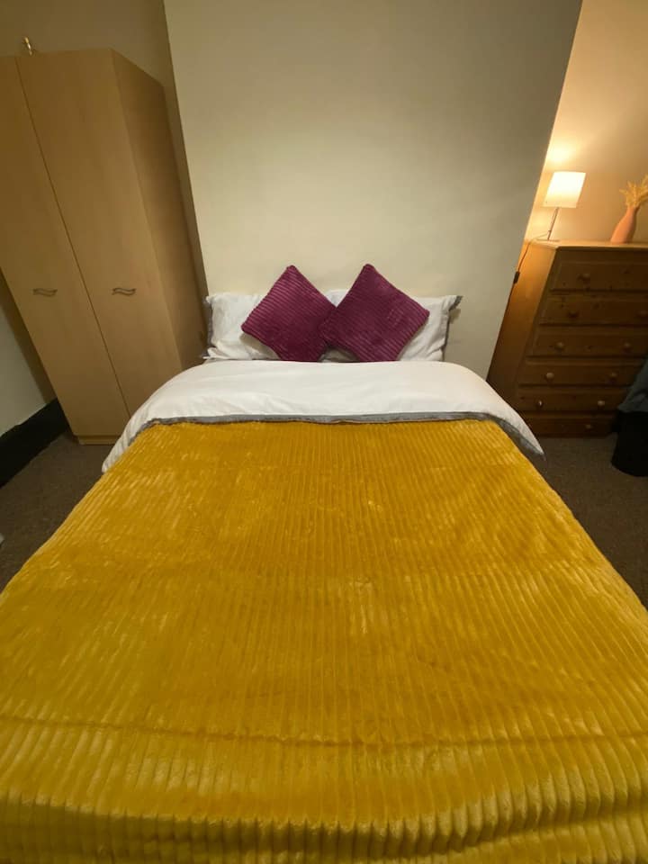 Room In Leamington Spa - Royal Leamington Spa