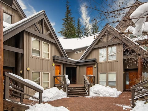 Whistler House Vacation Rentals - British Columbia, Canada | Airbnb