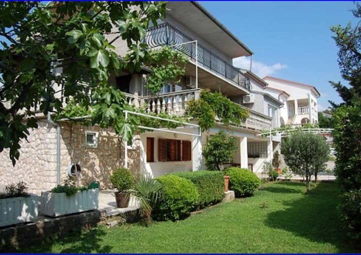 Apartman Lidija 6+3 - Novi Vinodolski