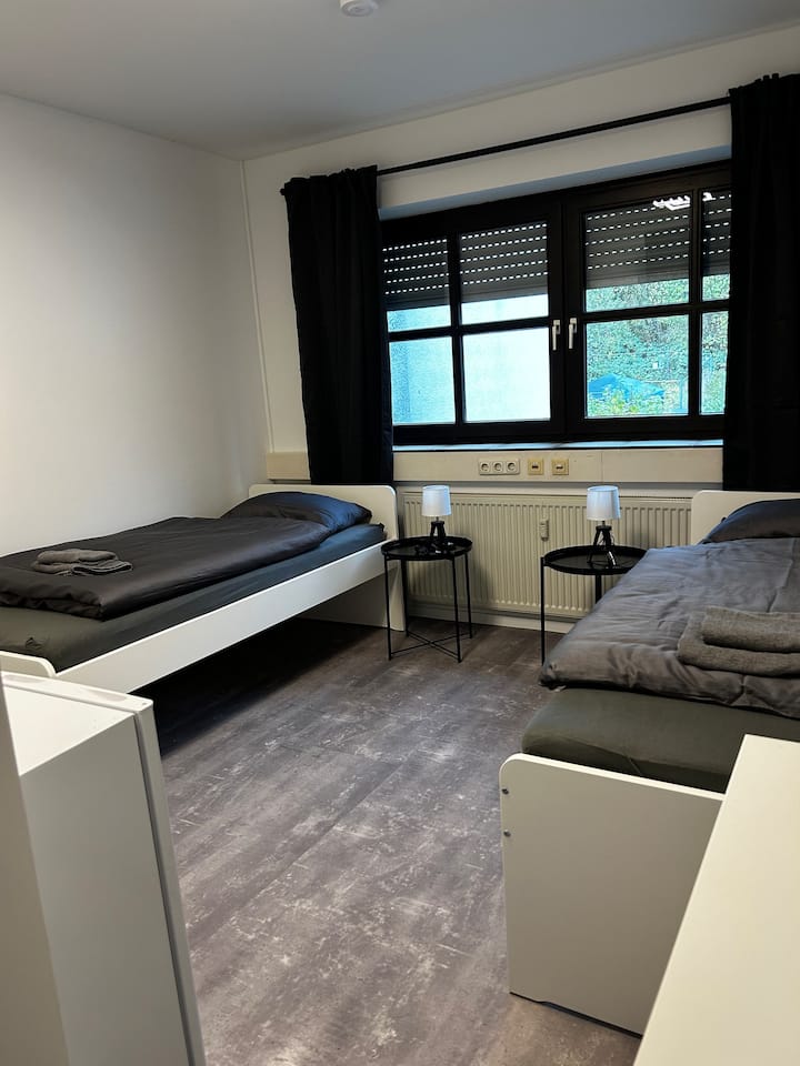 Modernes Doppelzimmer - Giessen