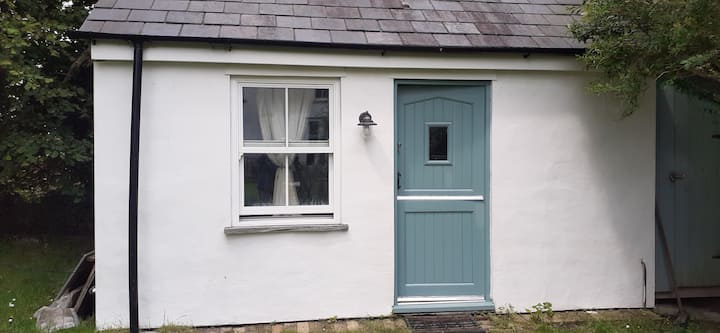 Ty Bach -A Rustic Escape From A Hectic World - Caernarfon