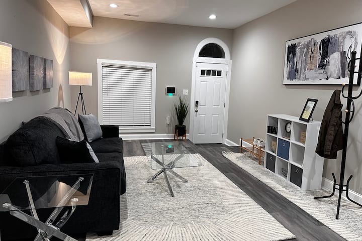 Renovated Townhome Close To Inner Harbor/downtown - Baltimore, MD