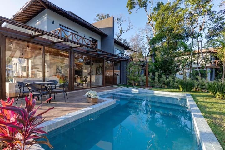 Casa Incrível Em Praia Do Forte - Brasil