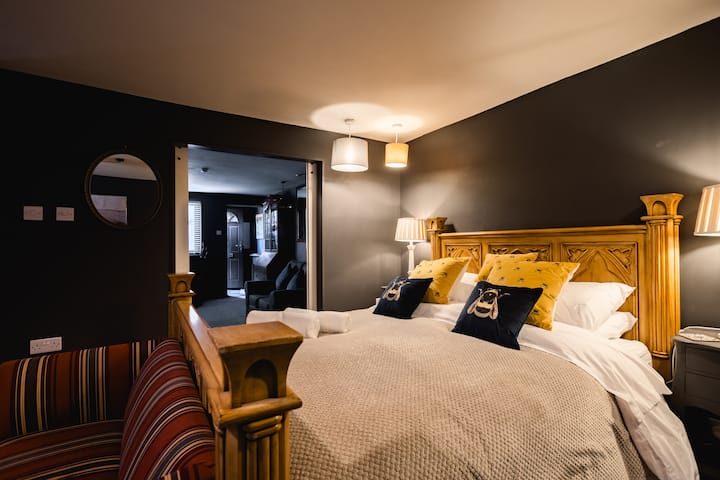 Hullidays》old Town Luxury Cavern - Hull