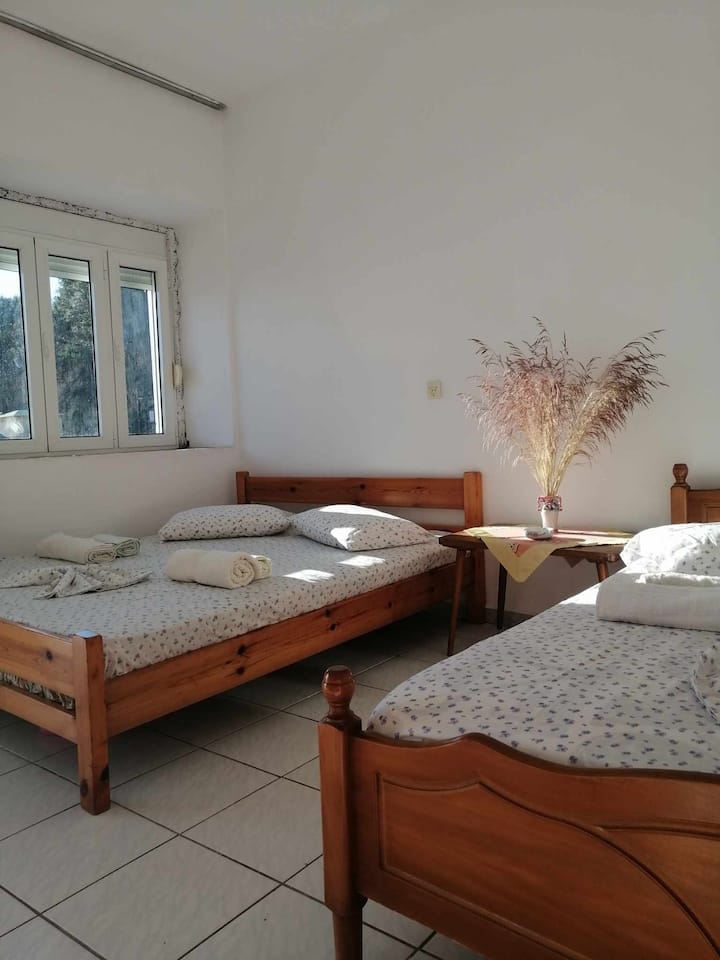 Rescue At The Beach-rooms & Sea*1* - Himarë