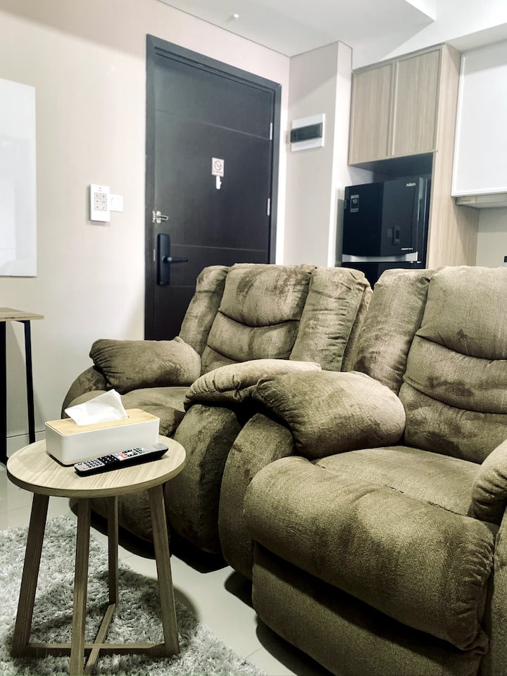 Ruka Home | 1br Cozy, Hotel-like Apartment - Surabaya