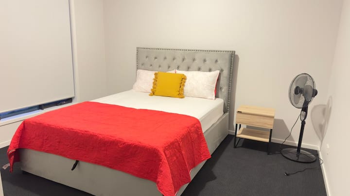 Home In Wyndham Vale (Manor Lakes) Melbourne - City of Wyndham