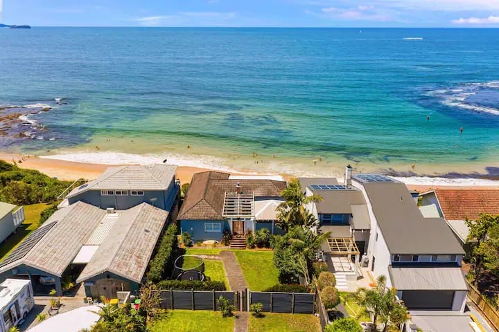 Seaside Escape | Pet-friendly Coastal Style Home - Toukley