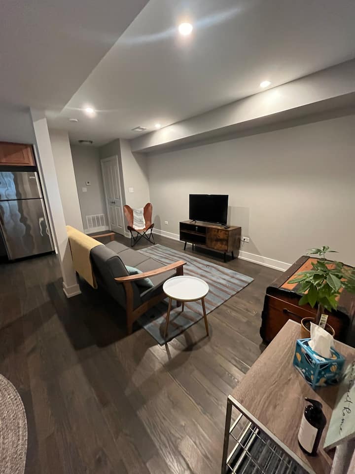 Cozy Garden Unit In Logan Square - Kelvyn Park - Chicago