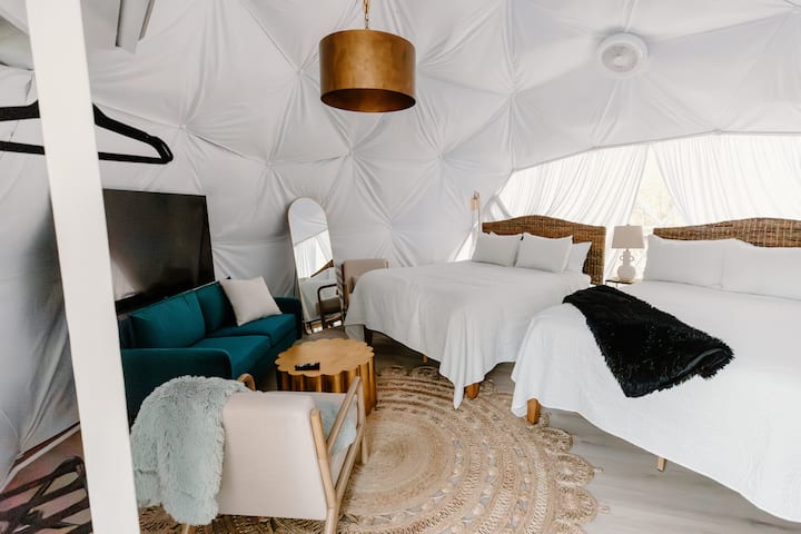 Gorgeous Dome In Woods | Sleeps 4 | Near Round Top - Round Top, TX