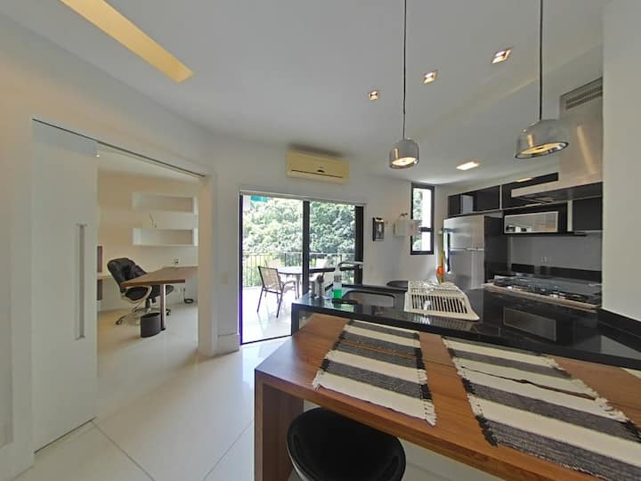 Amazing Full Service Hotel Condo In Copacabana - Copacabana