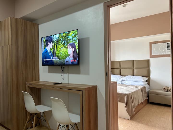 Prime Twin Units @ Sunvida Tower Across Sm City - Cebu