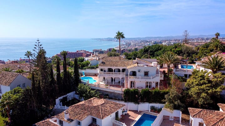 Hermosa Villa Con Piscina Privada. - Benalmádena