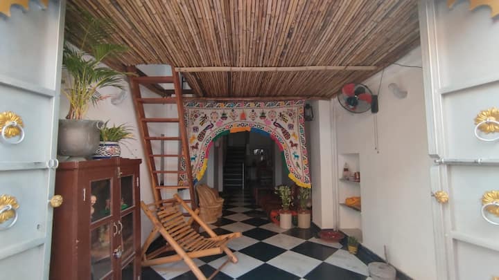 Lakshmi Darshan Gokhada - Udaipur